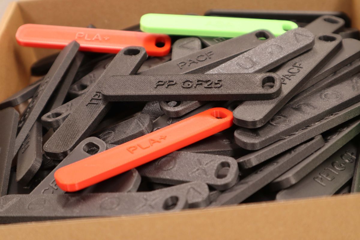 Manufacturing as a Service: Materials & Expertise - VENOX Systems